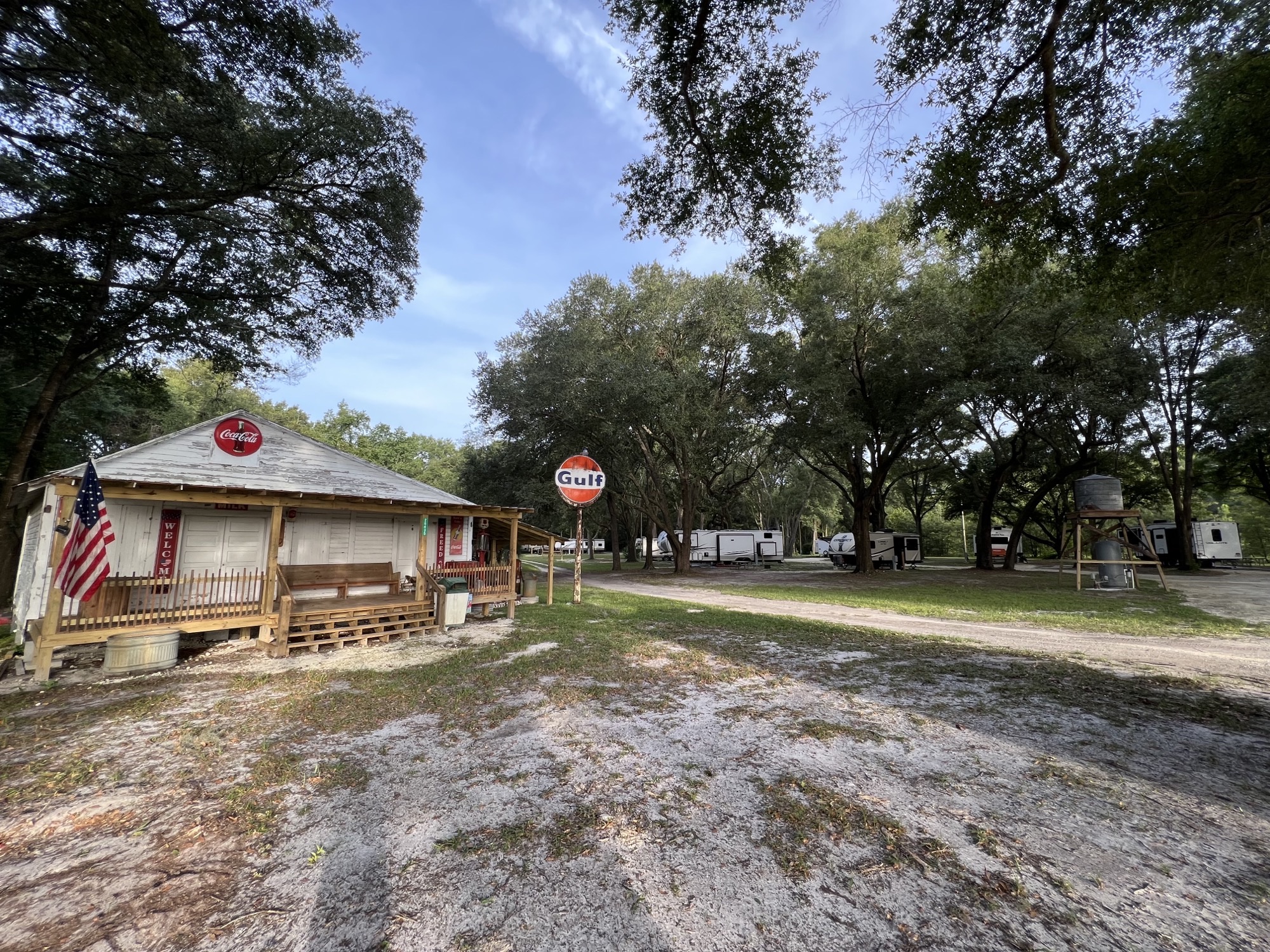 Rustic Oaks RV Park - Visit Suwannee